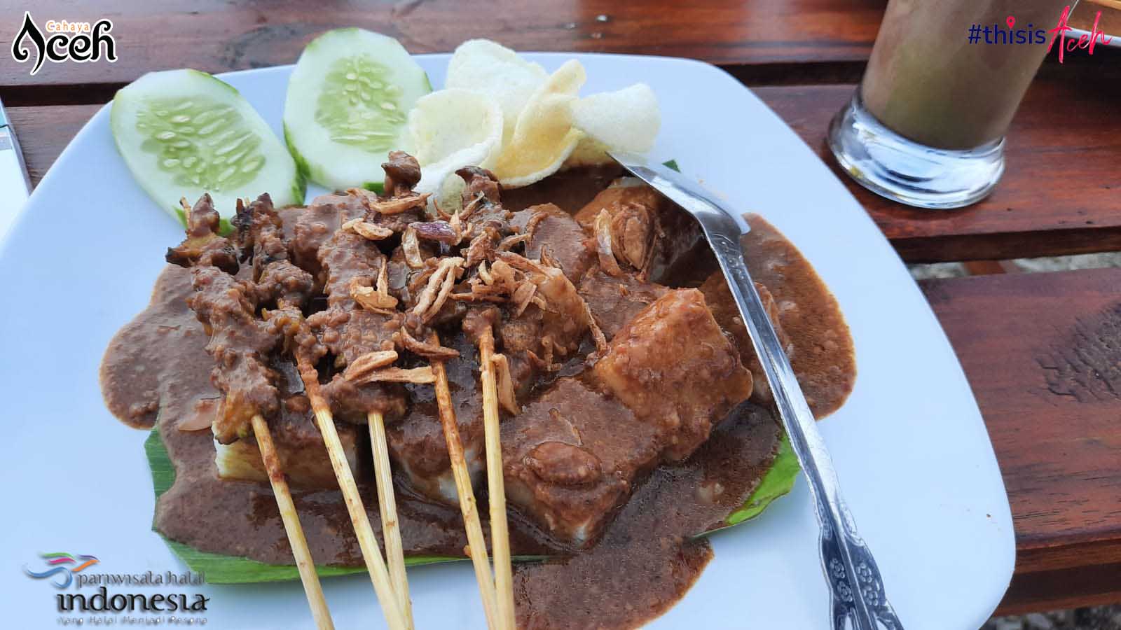 Sate Lolak, Kuliner Pelengkap Pesona Keindahan Pantai Lhok Rukam ...