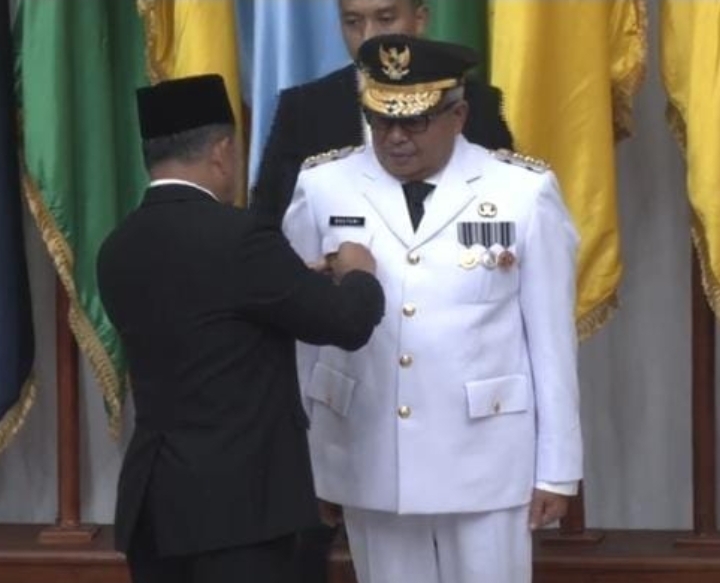 Sah! Bustami Resmi Dilantik Jadi Pj Gubernur Aceh - Sumber ... Sah! Bustami Resmi Dilantik Jadi Pj Gubernur Aceh - Sumber ...